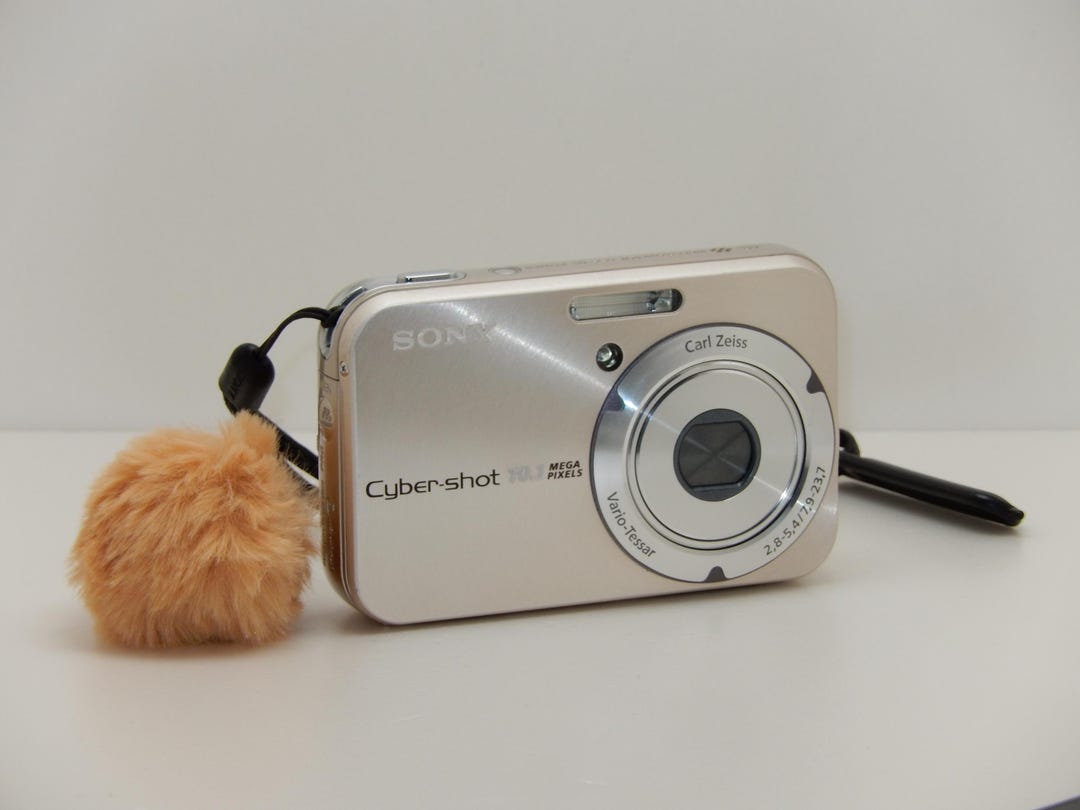 Gold Sony Cybershot N2 Touchscreen Y2K Digital Camera W/ Strap Stylus ...