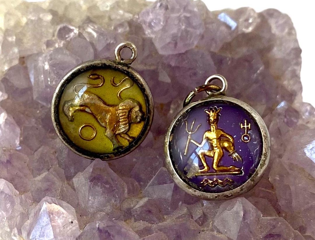 Choice Vintage Zodiac Two Sided Bubble Intaglio Charm for Bracelet ...
