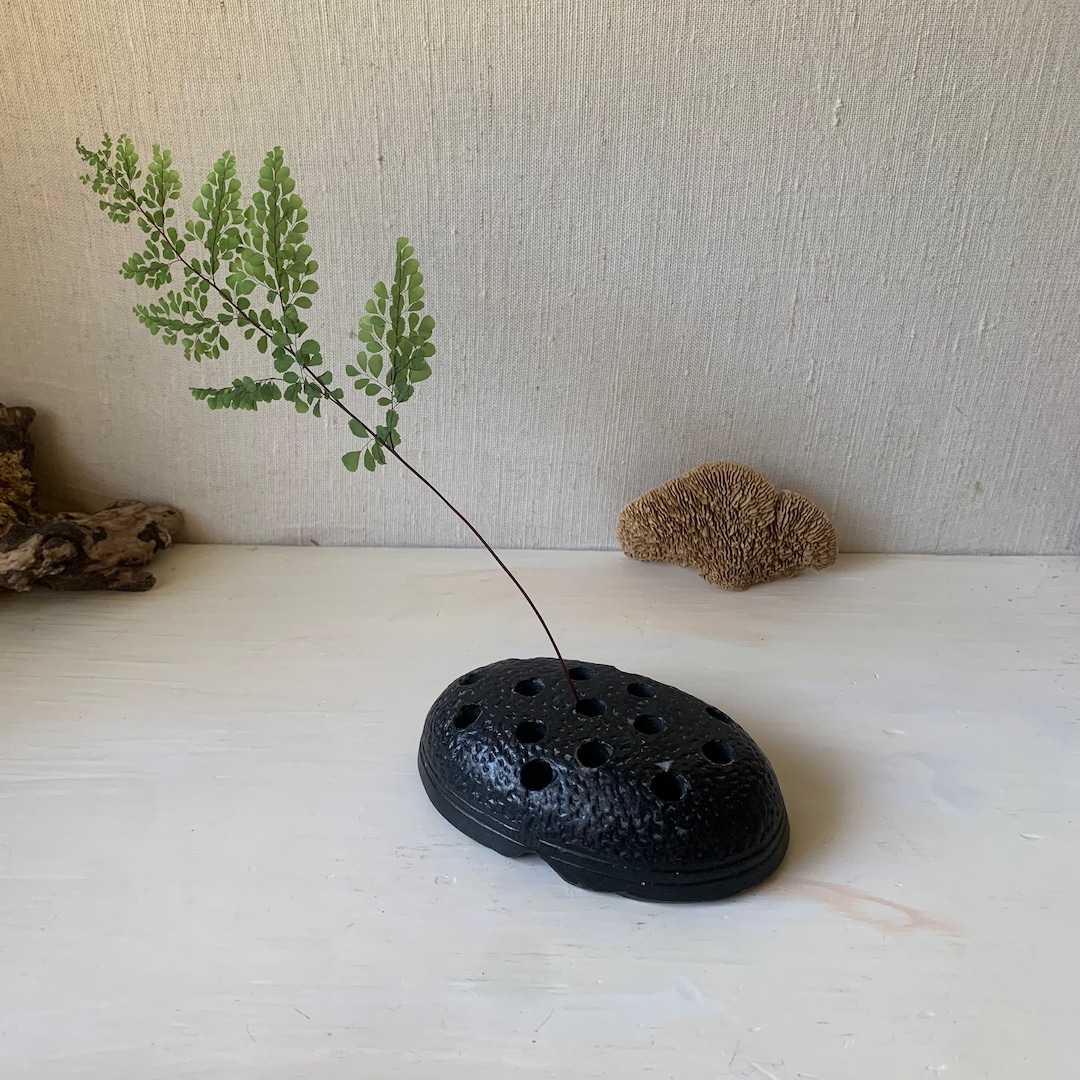 Vintage Japanese Flower Frog - Black Oval Pottery Frog - Ikebana ...