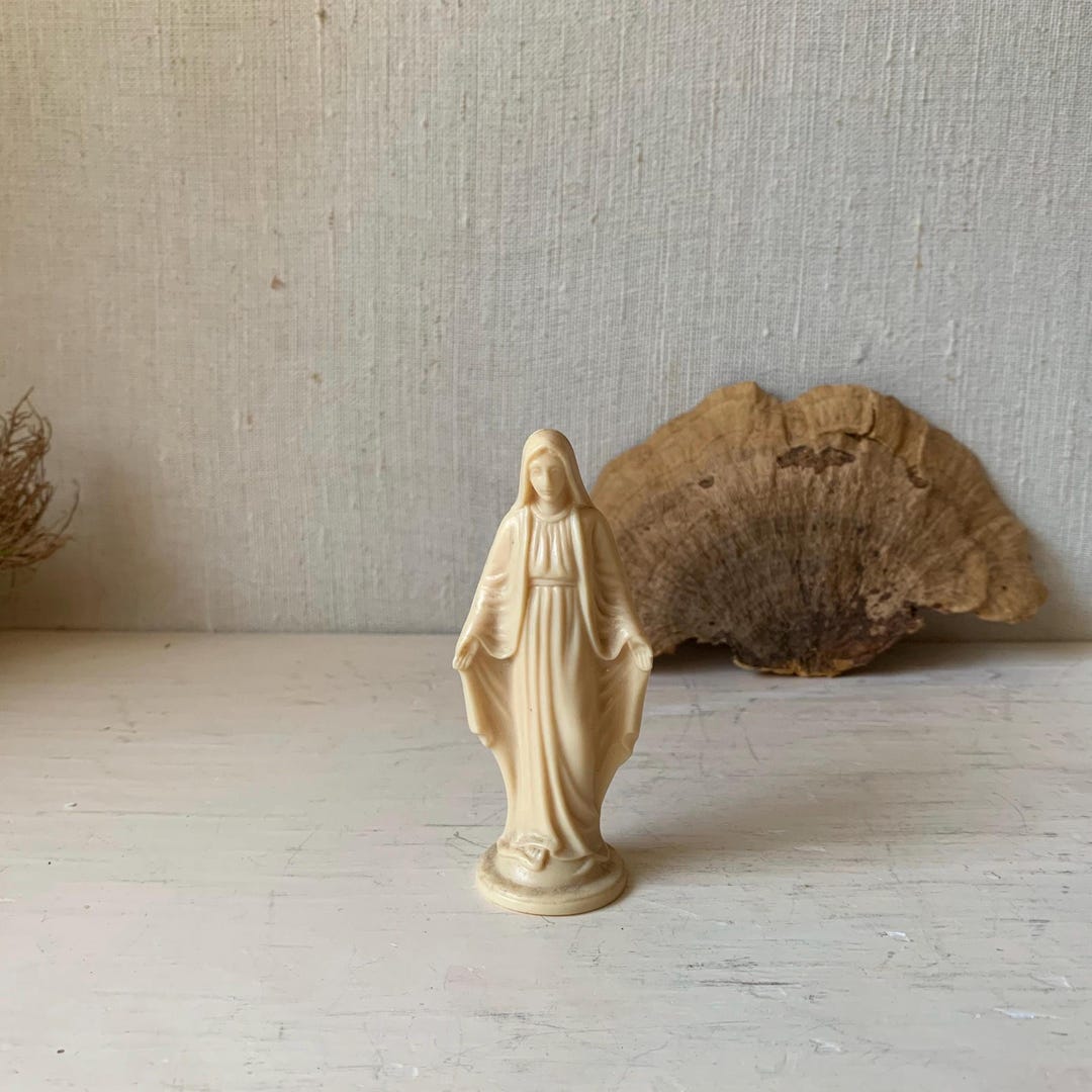 Vintage Mini Plastic Mary or Saint Anthony Statue Tiny Shrine Sacred ...