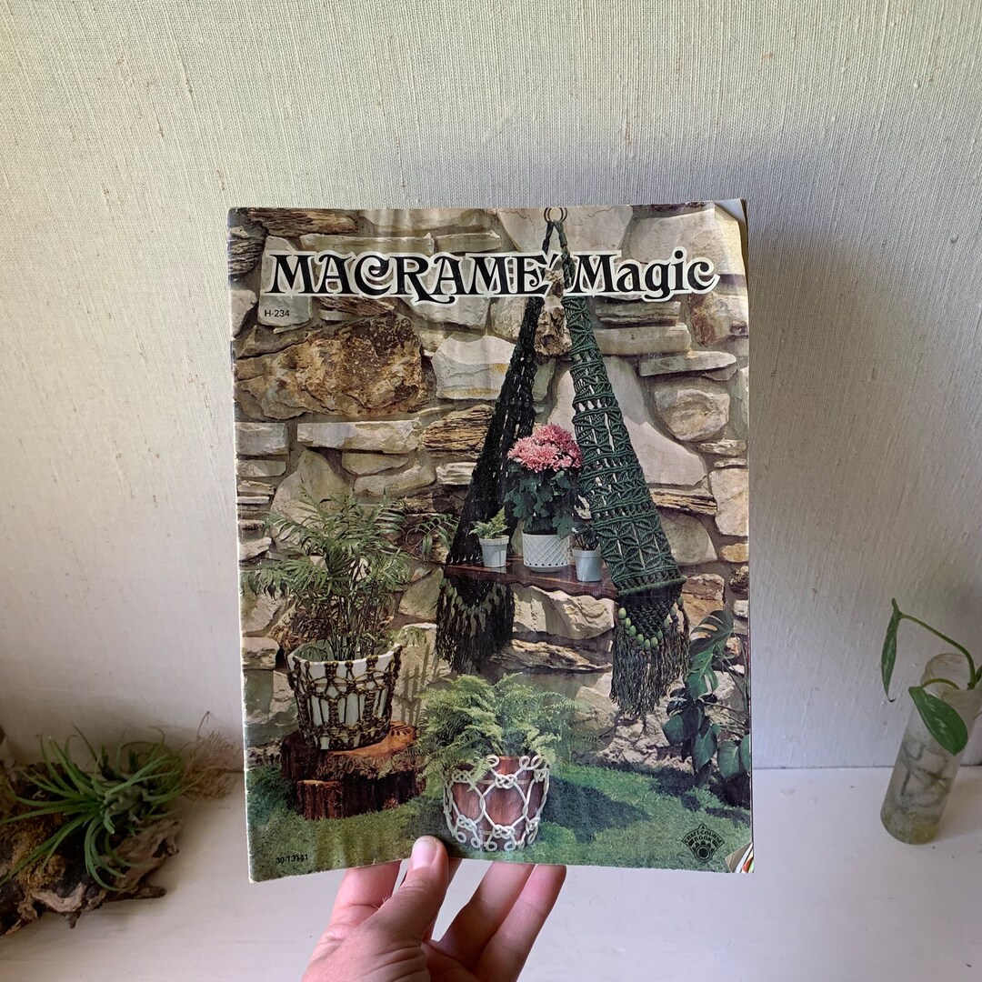 Vintage 70s Macrame Guide - 1970s Plant Hangers Natural DIY - 1970 ...