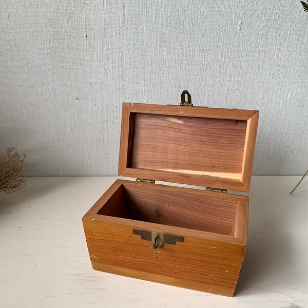 Cedar Jewelry Box - Etsy