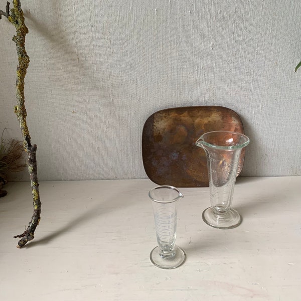 Beaker Vase - Etsy