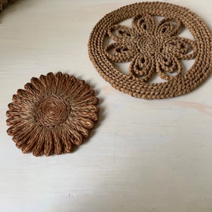 Vintage Flower Trivets - Small Floral Shape Woven Trivet Pair - Grass ...