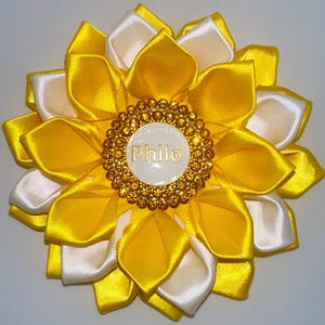 Philo Floral Pin - Etsy