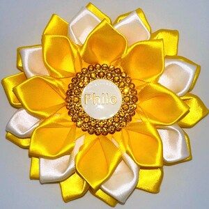 Philo Floral Pin - Etsy