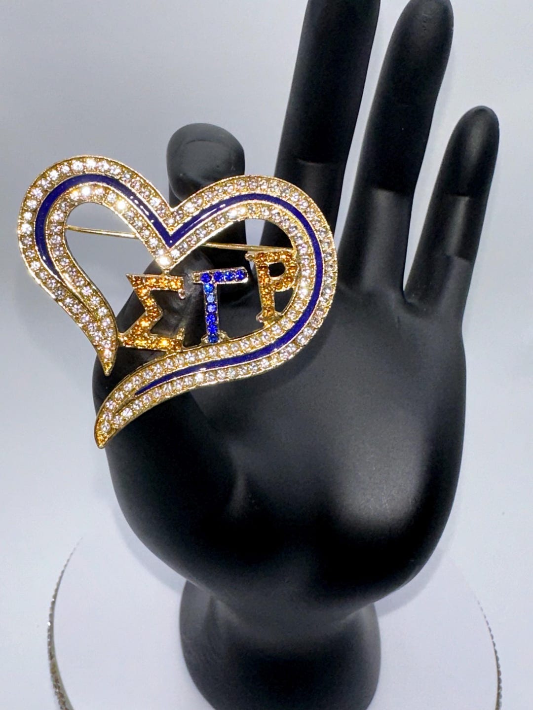 Sigma Gamma Rho Heart Brooch - Etsy