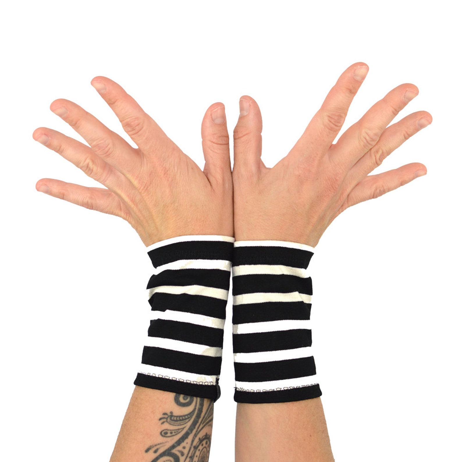 Arm Warmers in Zebra Stripes - Black and White Striped Cuffs - Etsy
