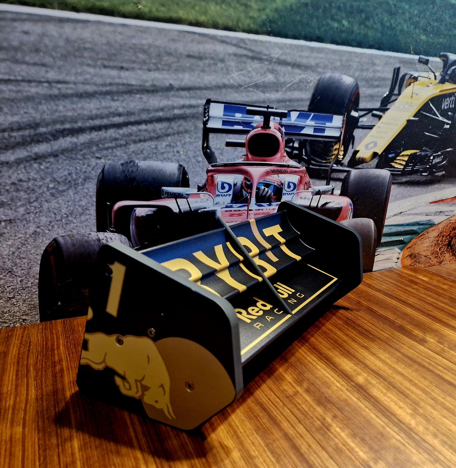 F1 Red Bull Wing Key Holder: Formula 1 Motorsport Fan Gift - Etsy