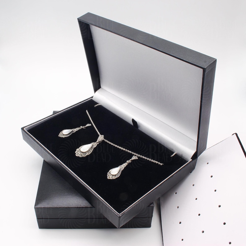 Leatherette NECKLACE BOX 158x112x36mm Luxury Small Black Gift Boxes ...