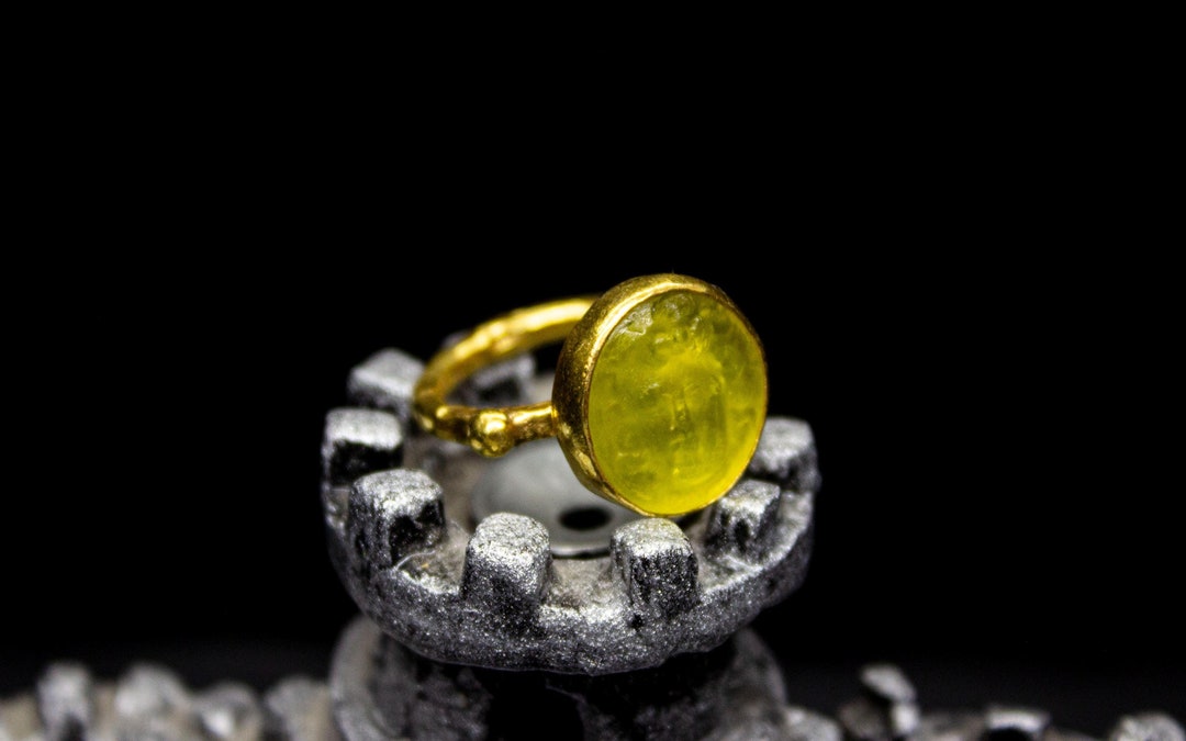 Handmade Medusa Yellow Glass Intaglio Ring – 925K Sterling Silver, 24K ...