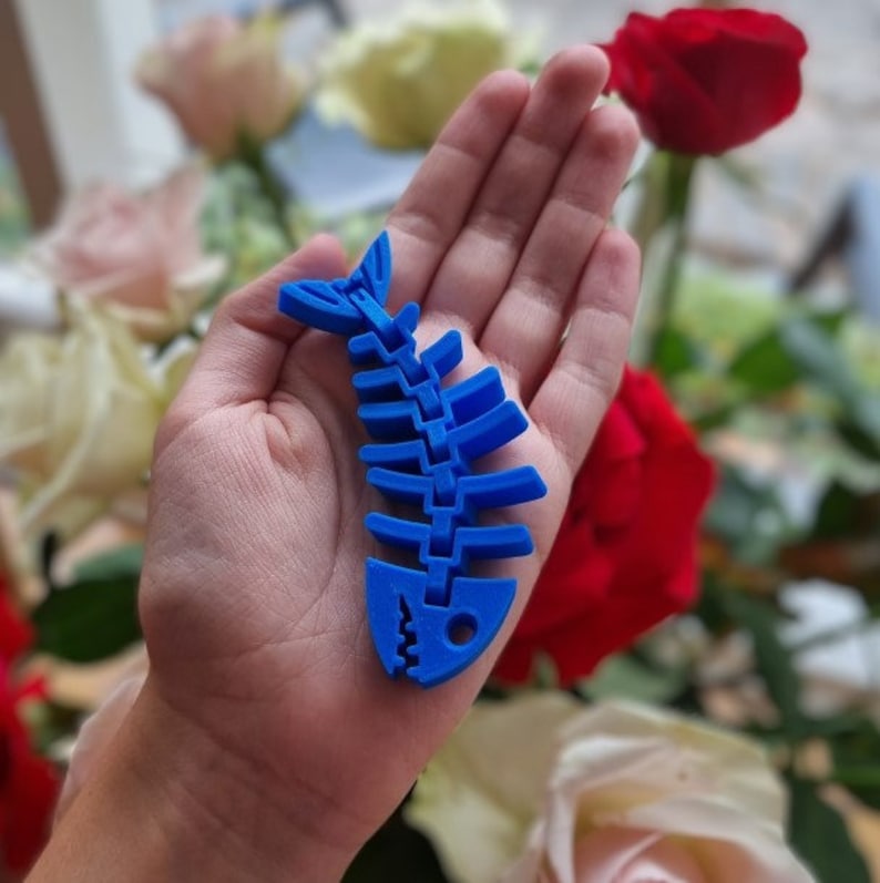 3D Printed Articulated Fish Fidget Toy, Customizable Colours, Eco ...