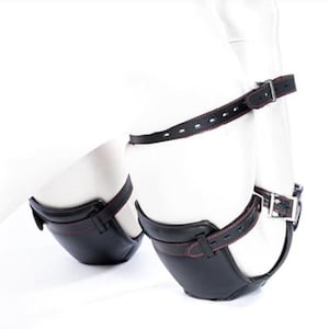 Pet Play Restraints - Leather Bondage Cuffs & Training Gear for Role ...
