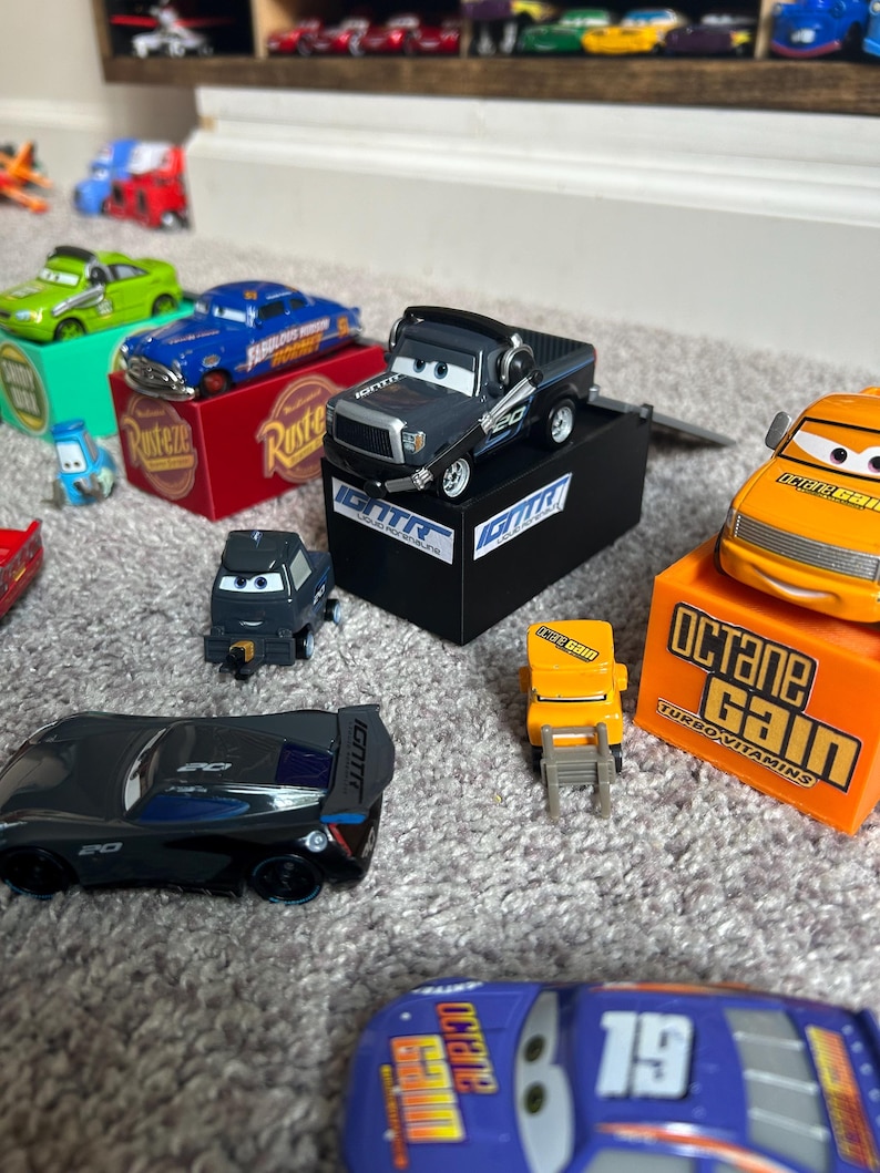 3d Print - Disney Pixar Cars - Pit Crew Chief Stand With Ramp - 3d ...