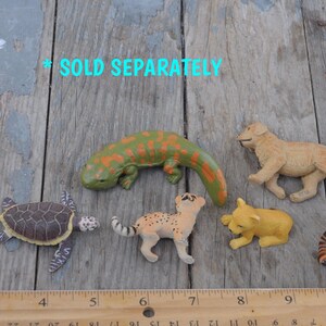 K & M Wild Republic - Hellbender Giant Salamander - for Dollhouse ...