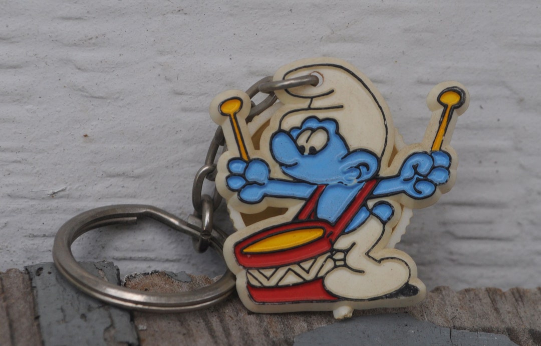 Vintage 1980s Smurfs Keychain / Pencil Sharpener - Key Chain / Key Ring ...