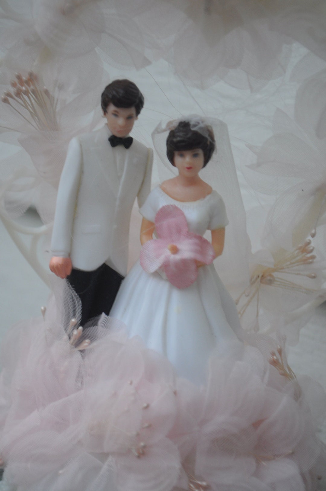 Vintage 1960s - Wedding Cake Topper - Plastic With Artificial Flowers ...