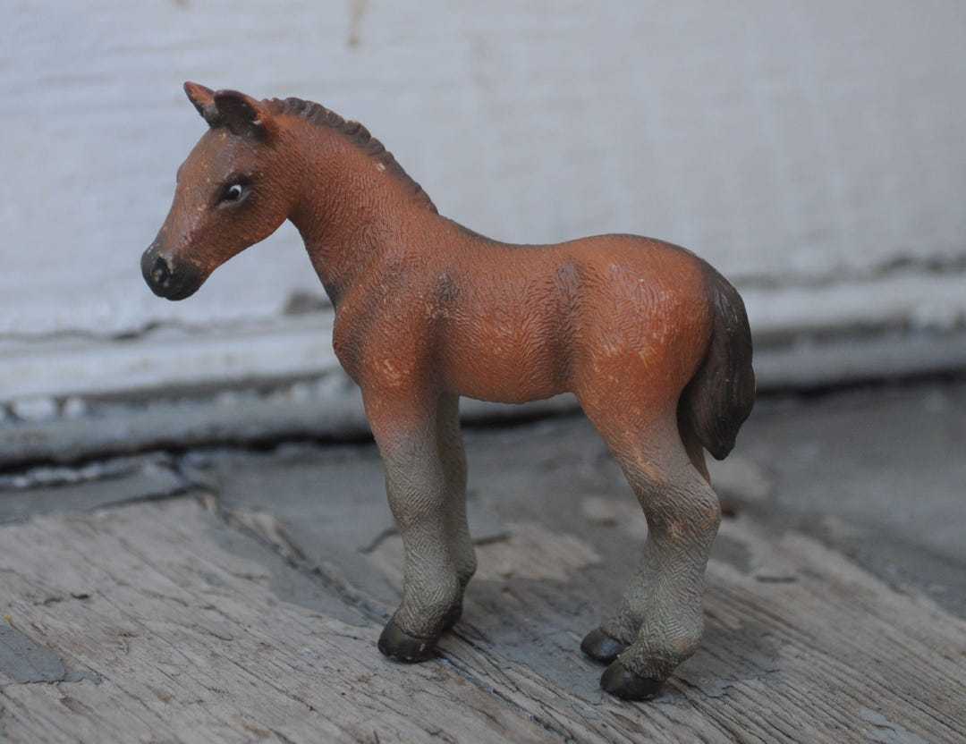 Collecta #88244 Thoroughbred Foal (standing) - Realistic Miniature for ...