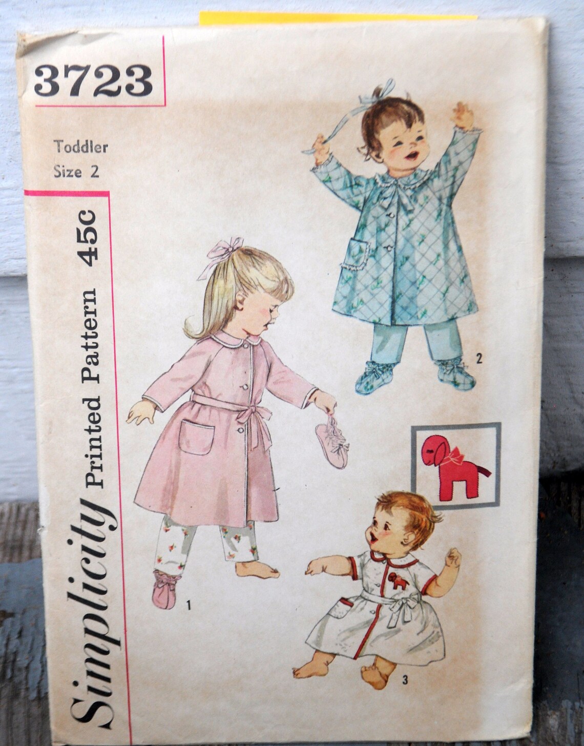 Simplicity 3723 - Cute DIY Toddler's Robe & Booties - Lamb Transfer ...