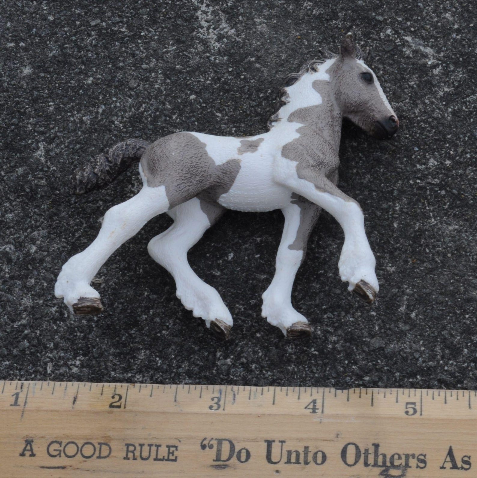 Schleich Tinker Foal #13774 - Brown & White Spotted Horse W/ Short Mane ...