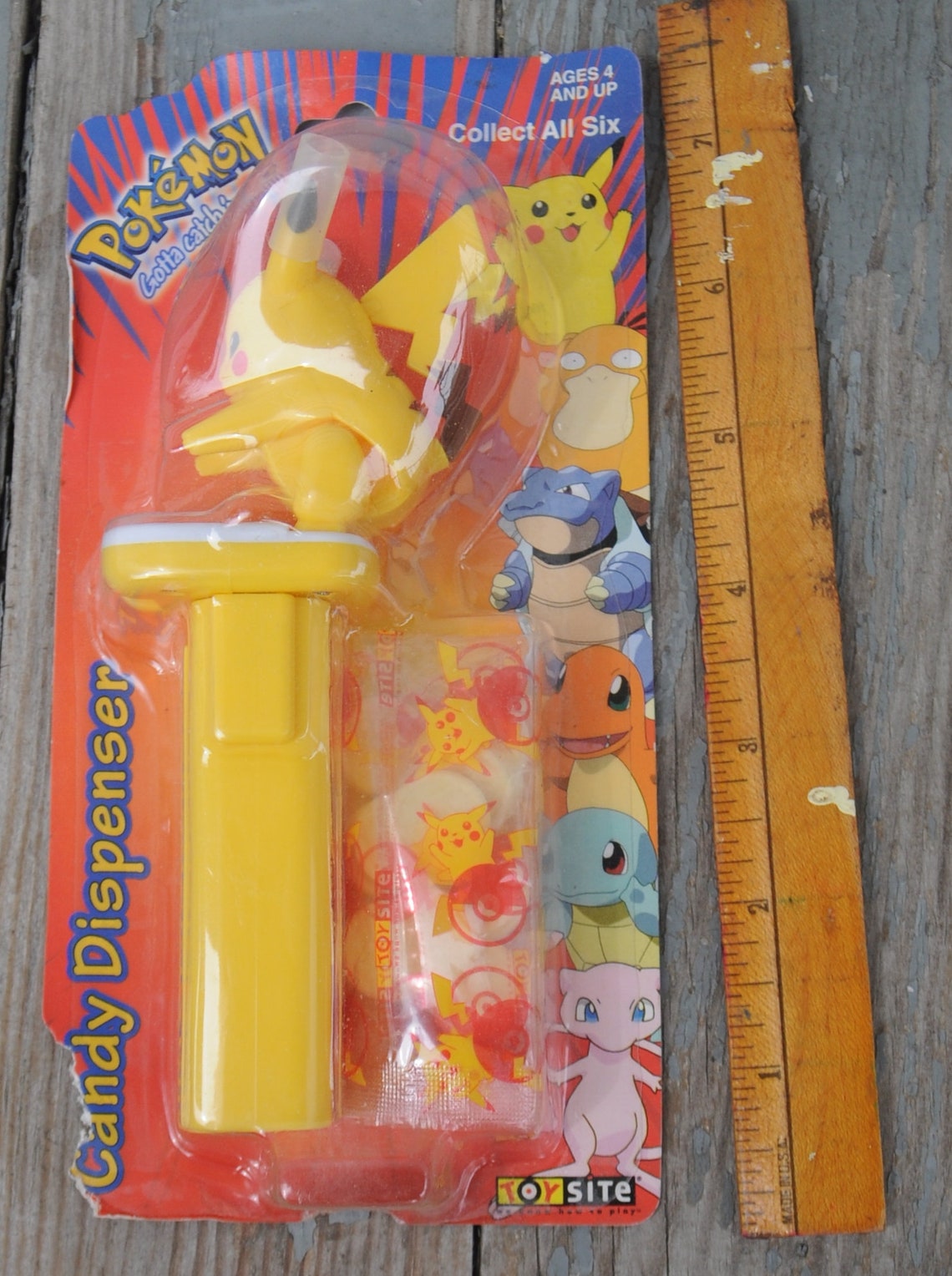 Vintage 1990s Pokémon / Pokemon Pikachu Candy Dispenser | Etsy