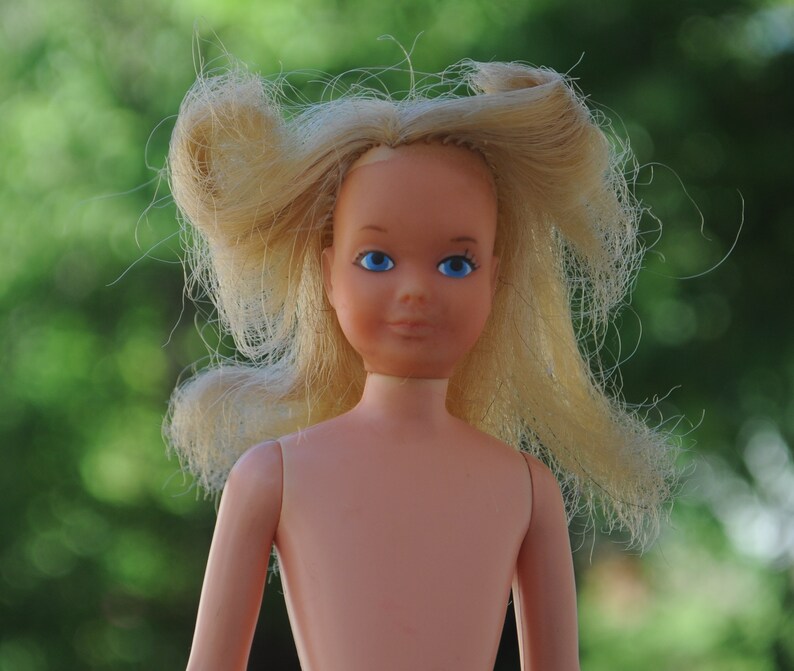 Vintage 1970s Quick Curl Skipper W/ Original Outfit & Curling Wand ...