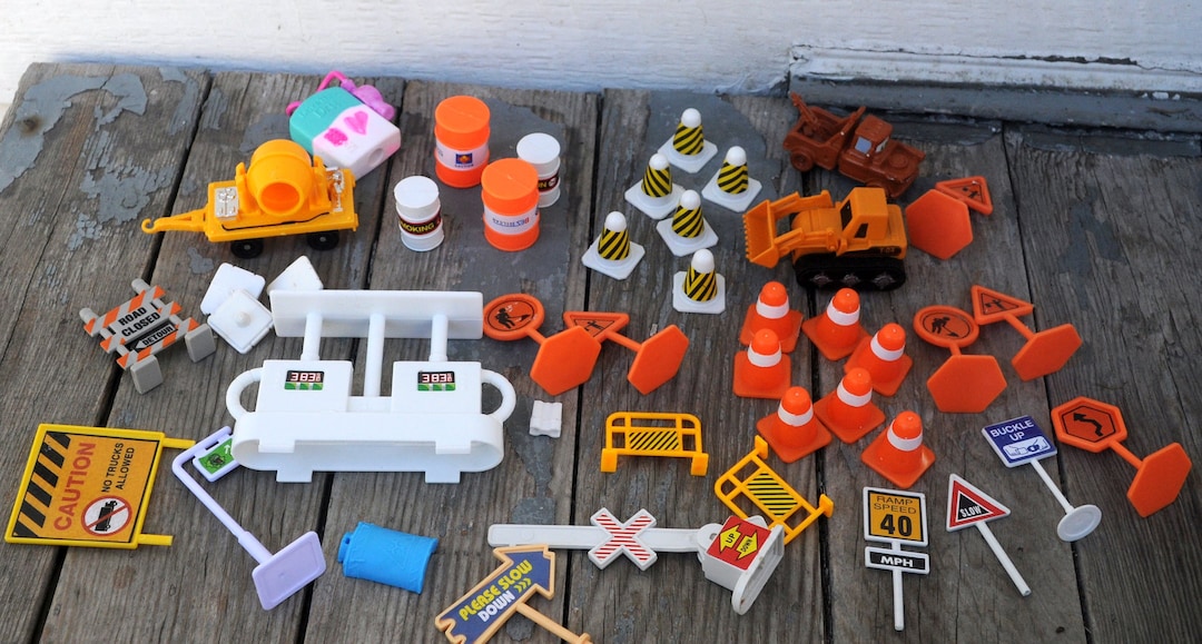 TINY Miniature Road & Traffic Signs for Model Train, Model Car, Display ...