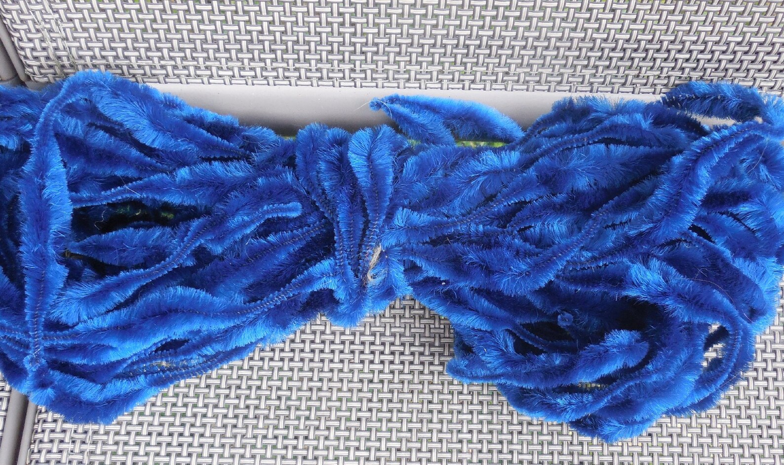 Vintage MIDNIGHT BLUE Bump Fuzzy Wire Stems by the Yard | Etsy