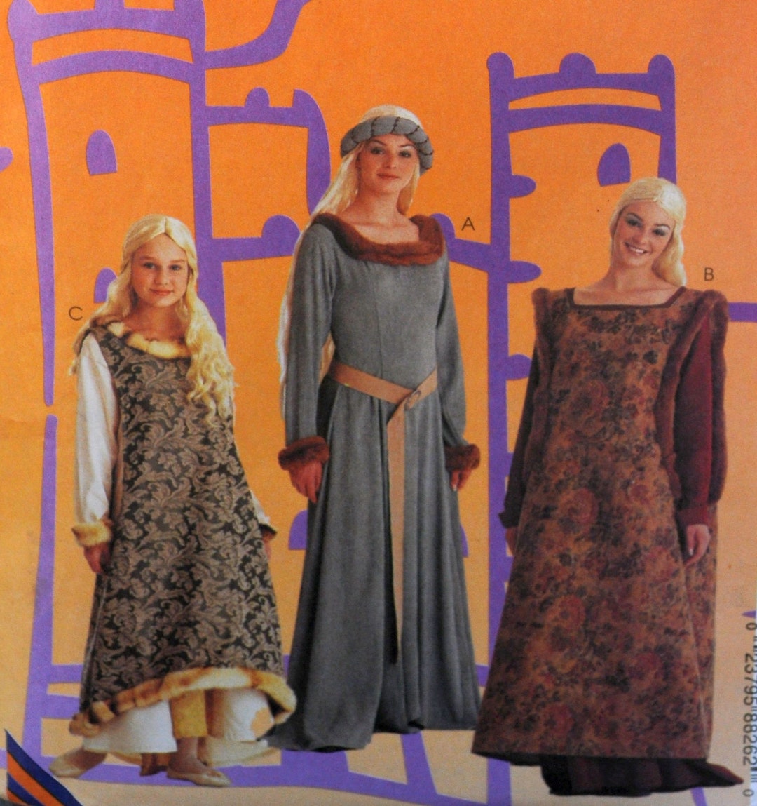 Mccall's 8826 - DIY Medieval / Renaissance Costumes - Cosplay ...