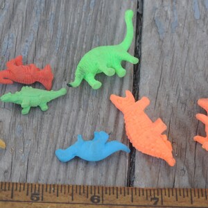 Lot Vintage TINY DINOSAUR Erasers & Pencil Toppers - Colorful, Cute ...