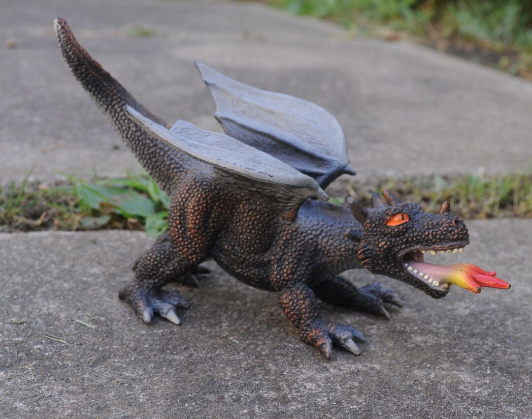 Realistic Toy Major "fireball Dragon" - for Dollhouse, Miniature ...