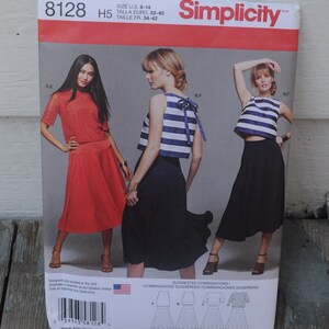 Simplicity 8128 - Designer Crop Top and Midi Skirt - High Fashion Sexy ...