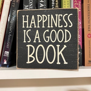 Hand-painted Book Lover Sign: Distressed Wood Decor (5.5") - Etsy