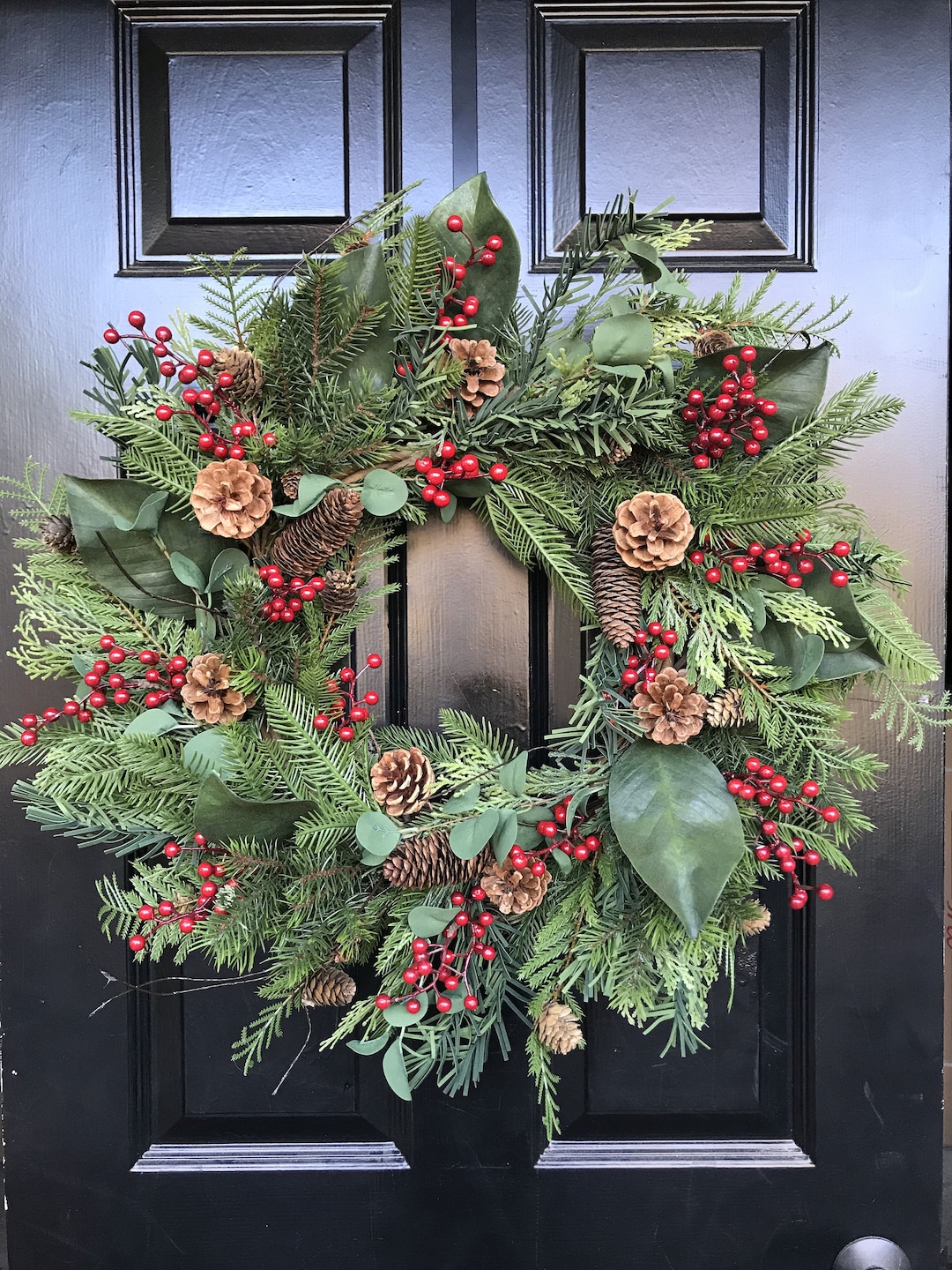 Christmas Berry Wreath: 24" Outdoor Pine, Eucalyptus & Magnolia - Etsy