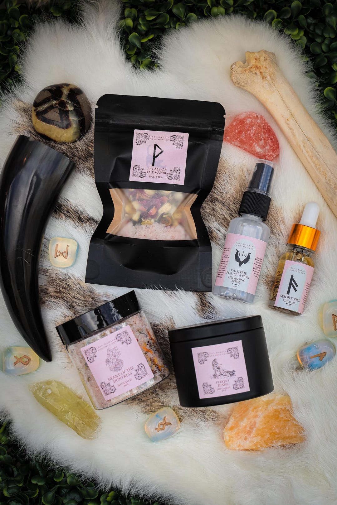 Freyja Ritual Kit: Norse Goddess Self-care Box, Pagan Witchcraft Set - Etsy