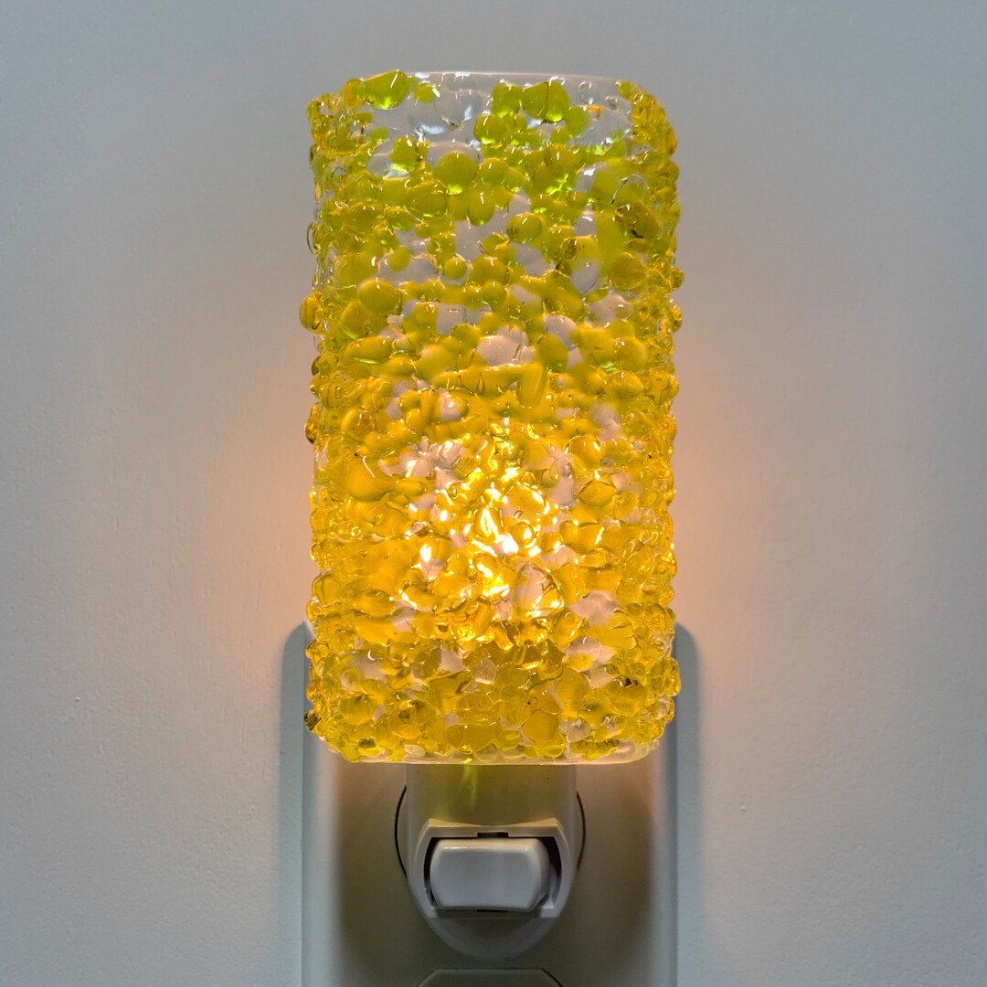Night Light - Bright Yellow Kitchen Bedroom or Bathroom Night Light ...