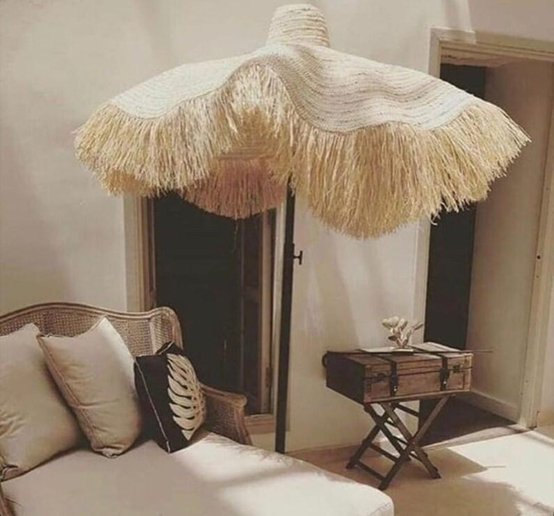 Moroccan Round Straw Hat and Raffia Rug, Round Carpet in Woven Palm ...