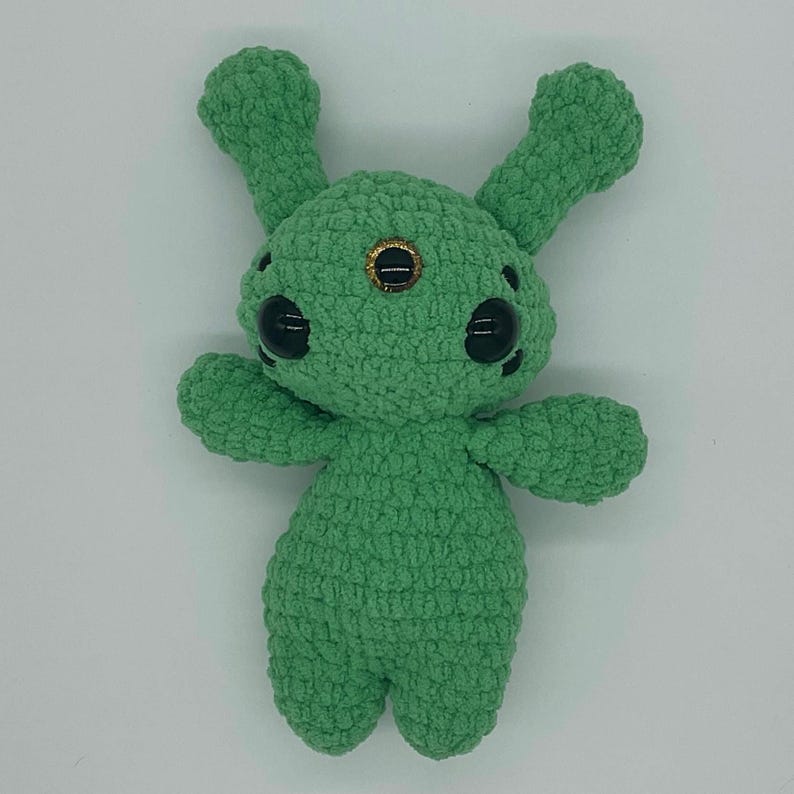 Alien Amigurumi Plushie - Etsy