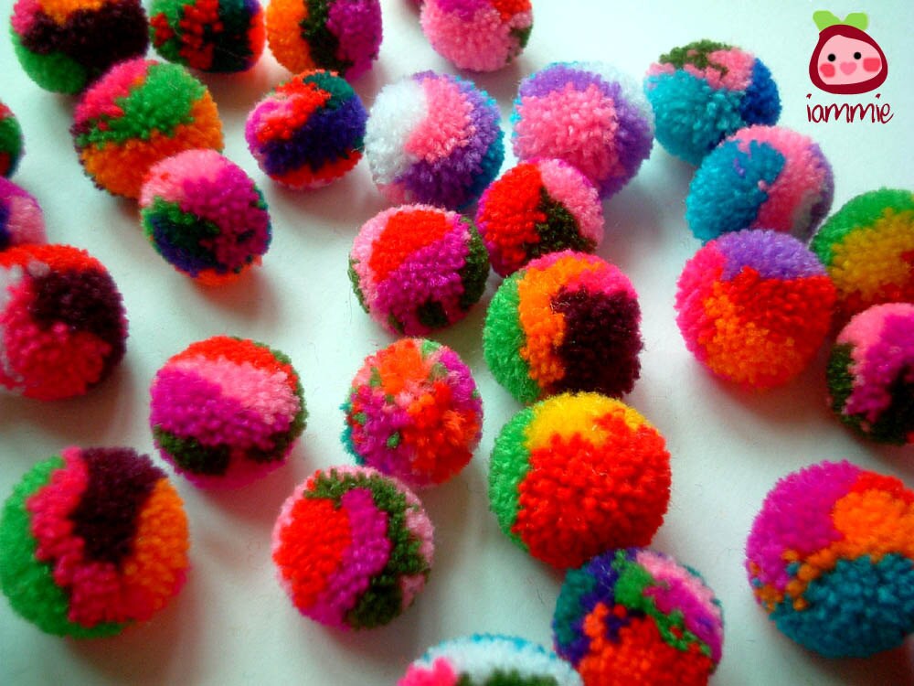 Mini Mix Yarn Pom Poms Miniature Party Pom Pompom | Etsy