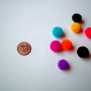Mini Assorted Yarn Pom Poms: Handmade, Beads, Buttons, Sweets, Yarn ...