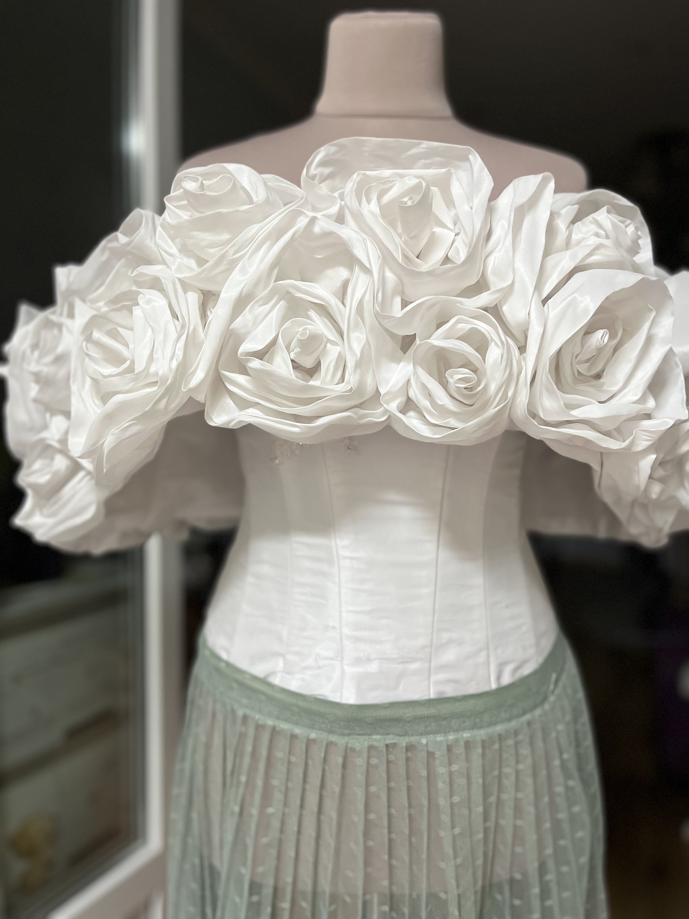 White Wedding Cape With Roses,3d Roses, Shoulder Decoration,wedding ...
