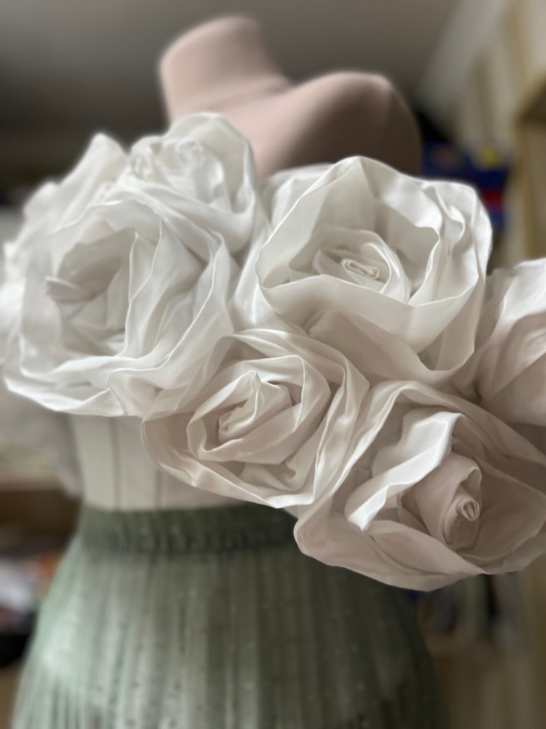 White Wedding Cape With Roses,3d Roses, Shoulder Decoration,wedding ...