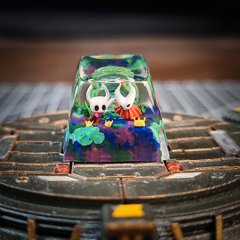 Hor.net - Holl.ow Kn.ig.ht Keycap. Anime Artisan Kecap, Custom Keycap ...