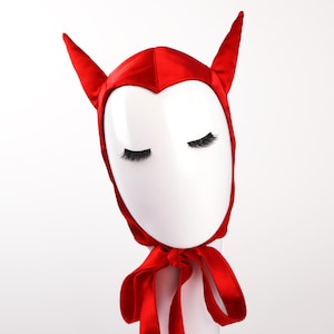 Red Evil Silk Satin Bonnet Horns Halloween Devil Woman Vintage Bonnet ...