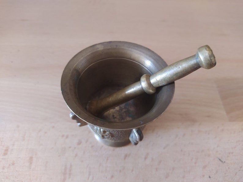 Antique 17th-18th Century Miniature Bronze Mortar With Carved Design - Etsy