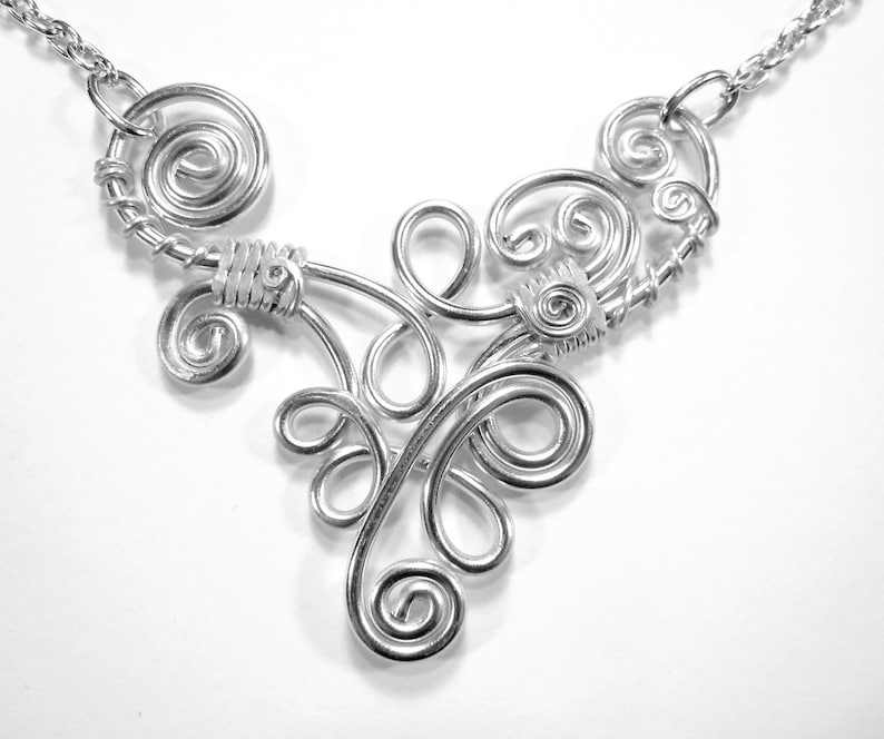 Cute Loop De Loop Adjustable Necklace - Etsy UK