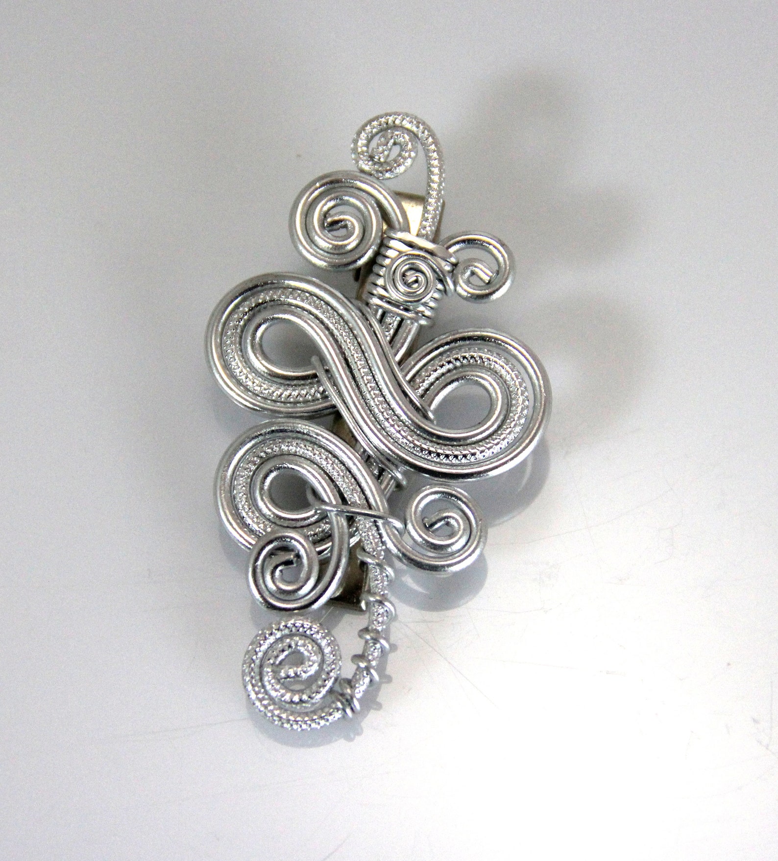 Loop De Loop Hair Clip - Etsy