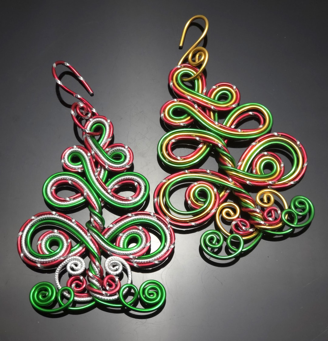 Celtic Christmas Tree With a Twist Ornament - Etsy