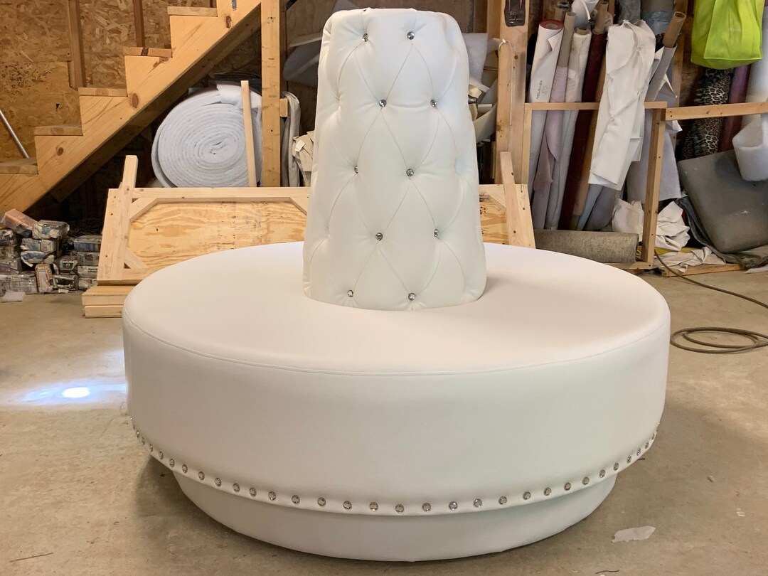 White Round Bench White Circular Sofa Tufted Circle Sofa Banquette ...