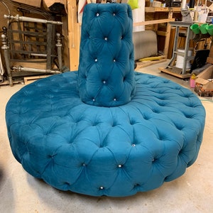 Circle Sofa Round Bench Round Banquette Tufted Circular Booth Lobby ...
